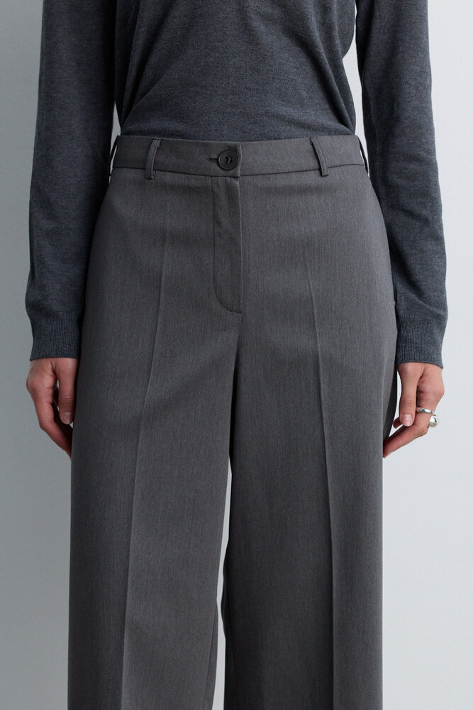 GRİ KISA STRAIGHT FIT PANTOLON Online Satın Al! BBFW252194 | Be Blue