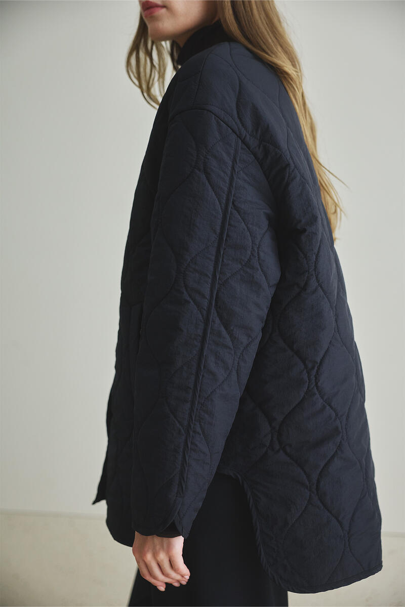 SİYAH KADİFE YAKALI KAPİTONE MONT Online Satın Al! BBFW255101 | Be Blue